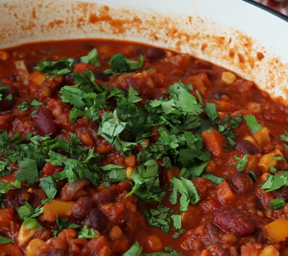 Chili végétalien aux haricots – gipsyandy.com